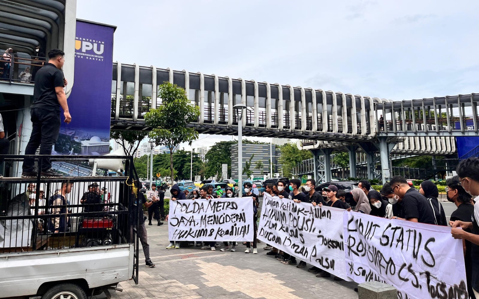Dendi Budiman Nilai Ada Kejanggalan dalam Penetapan Tersangka Roy Suryo ...